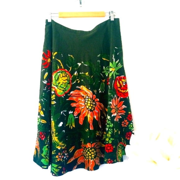 Mossimo Supply Co. | Skirts | Mossimo Art To Wear Green Vintage Circle ...